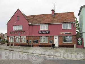 First & Last in Lowestoft : Pubs Galore