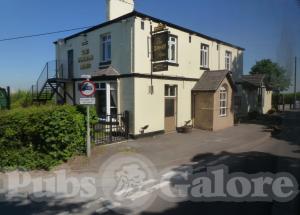 The Dunham Arms in Helsby (near Frodsham) : Pubs Galore
