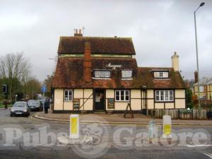 The Angel in Woodhatch, Reigate : Pubs Galore