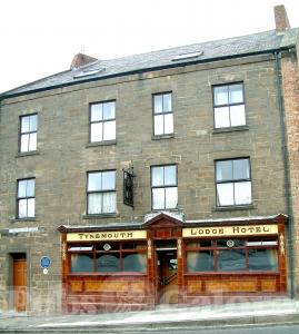 The Tynemouth Lodge Hotel in Tynemouth (near North Shields) : Pubs Galore