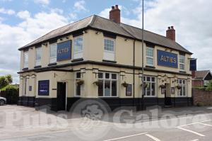 Alties in Bedworth : Pubs Galore