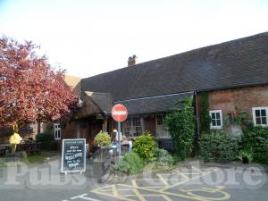 The Dun Cow in Dunchurch (near Rugby) : Pubs Galore
