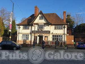 The Courthouse in Rugby : Pubs Galore
