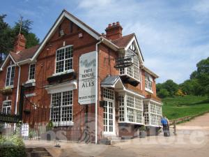 The Hill Tavern in Clent (near Stourbridge) : Pubs Galore