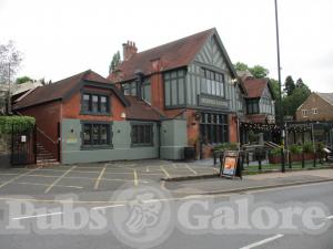 Ash in Sutton Coldfield : Pubs Galore
