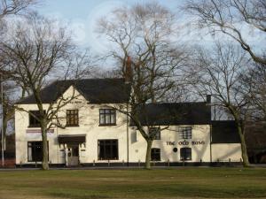 The Old Bush Inn in Pelsall (near Walsall) : Pubs Galore