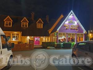Old House at Home in Pelsall (near Walsall) : Pubs Galore