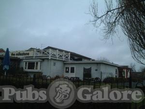 The Milestone in New Invention, Willenhall : Pubs Galore