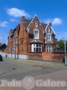 The Leaping Wolf in Whitmore Reans, Wolverhampton : Pubs Galore