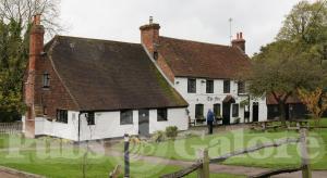 The Fox Inn in Rudgwick (near Horsham) : Pubs Galore