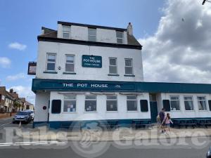 The Pot House in The Headland (near Hartlepool) : Pubs Galore