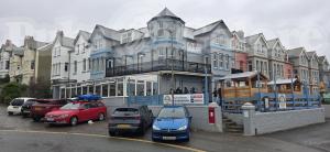 Crooklets Inn in Crooklets, Bude : Pubs Galore