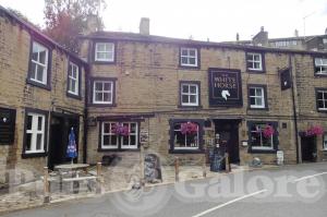 White Horse Inn in Jackson Bridge (near Holmfirth) : Pubs Galore
