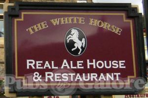 The White Horse in Emley (near Huddersfield) : Pubs Galore