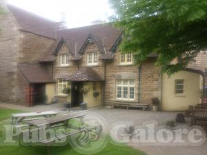 Dumb Post Inn in Bremhill (near Calne) : Pubs Galore
