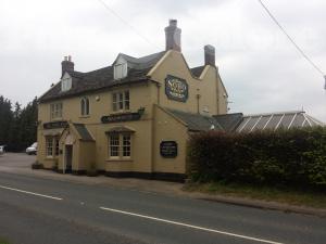 Black Dog Inn in Studley (near Calne) : Pubs Galore