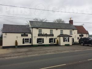 Westbrook Inn in Bromham (near Chippenham) : Pubs Galore
