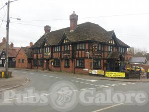 Cross Keys in Rowde (near Devizes) : Pubs Galore