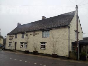 Rattlebone Inn in Sherston (near Malmesbury) : Pubs Galore