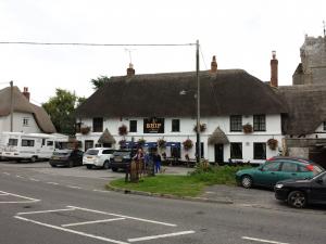 The Ship Inn in Upavon (near Pewsey) : Pubs Galore