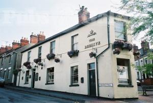 The Beehive in Swindon : Pubs Galore