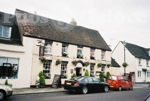 White Lion in Cricklade (near Swindon) : Pubs Galore