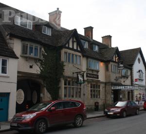 White Hart Hotel in Cricklade (near Swindon) : Pubs Galore