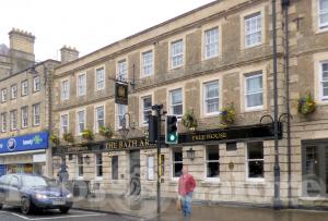 The Bath Arms (JD Wetherspoon) in Warminster : Pubs Galore