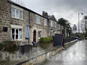 The Roundhay Fox in Roundhay (near Leeds) : Pubs Galore