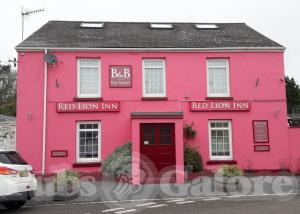 Red Lion Inn in Pembrey (near Burry Port) : Pubs Galore
