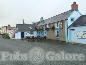 The Ship Inn in Trefin (near Haverfordwest) : Pubs Galore