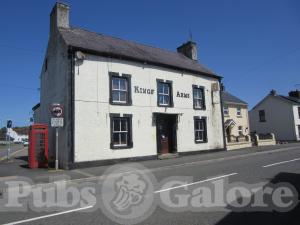 Kings Arms Hotel in Llandovery : Pubs Galore