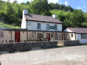 The Towy Bridge Inn in Rhandirmwyn (near Llandovery) : Pubs Galore