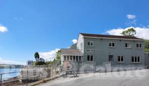 Ferry House Inn in Llanstadwell (near Milford Haven) : Pubs Galore