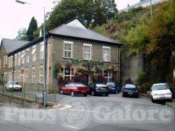 Llanhilleth Top Hotel in Llanhilleth (near Abertillery) : Pubs Galore