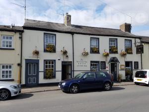 The New Court Hotel in Usk : Pubs Galore