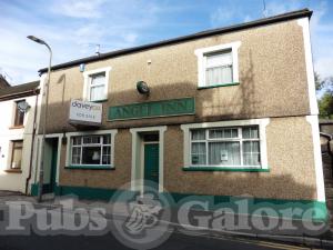 The Angel Inn in Troedyrhiw (near Merthyr Tydfil) : Pubs Galore
