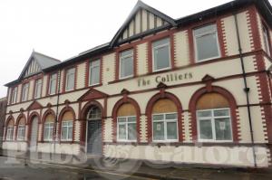 Colliers Arms in Tonypandy : Pubs Galore