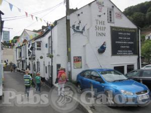 Ship Inn in Polperro (near Looe) : Pubs Galore