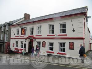 Red Lion in Redruth : Pubs Galore