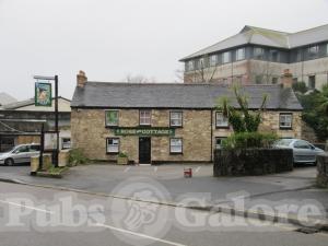 Rose Cottage in Redruth : Pubs Galore