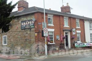 The Grapes Inn in Welshpool : Pubs Galore