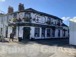 The Four Elms in Roath, Cardiff : Pubs Galore