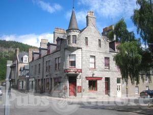 The Balmoral Bar in Ballater : Pubs Galore