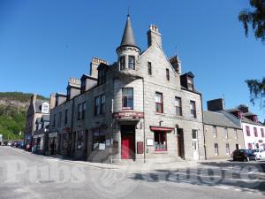 The Balmoral Bar in Ballater : Pubs Galore
