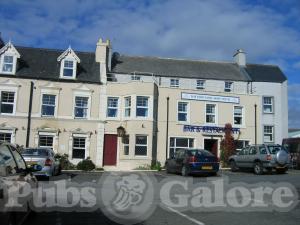 Commercial Hotel in Lybster : Pubs Galore
