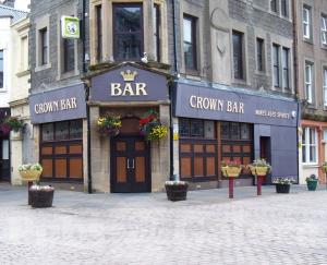 Crown Bar in Wick : Pubs Galore