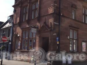 Tree Tops in Alloa : Pubs Galore