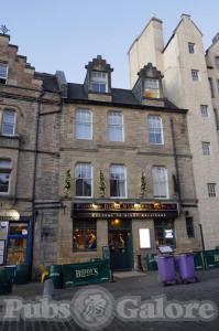 Biddy Mulligans in Edinburgh : Pubs Galore