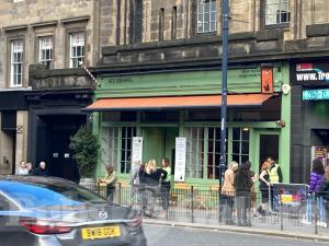 Red Squirrel in Edinburgh : Pubs Galore